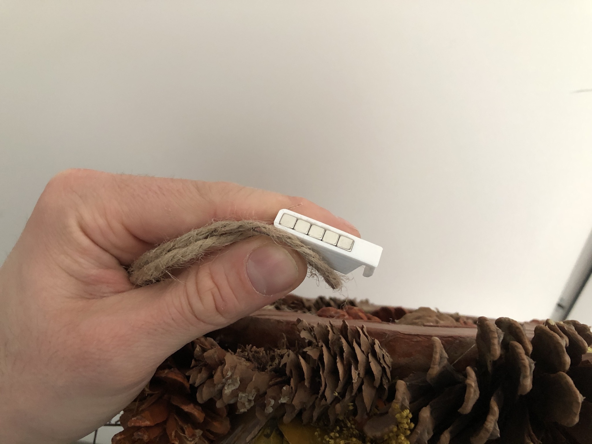 STL file A simple magnetic J hook・3D printable model to download・Cults