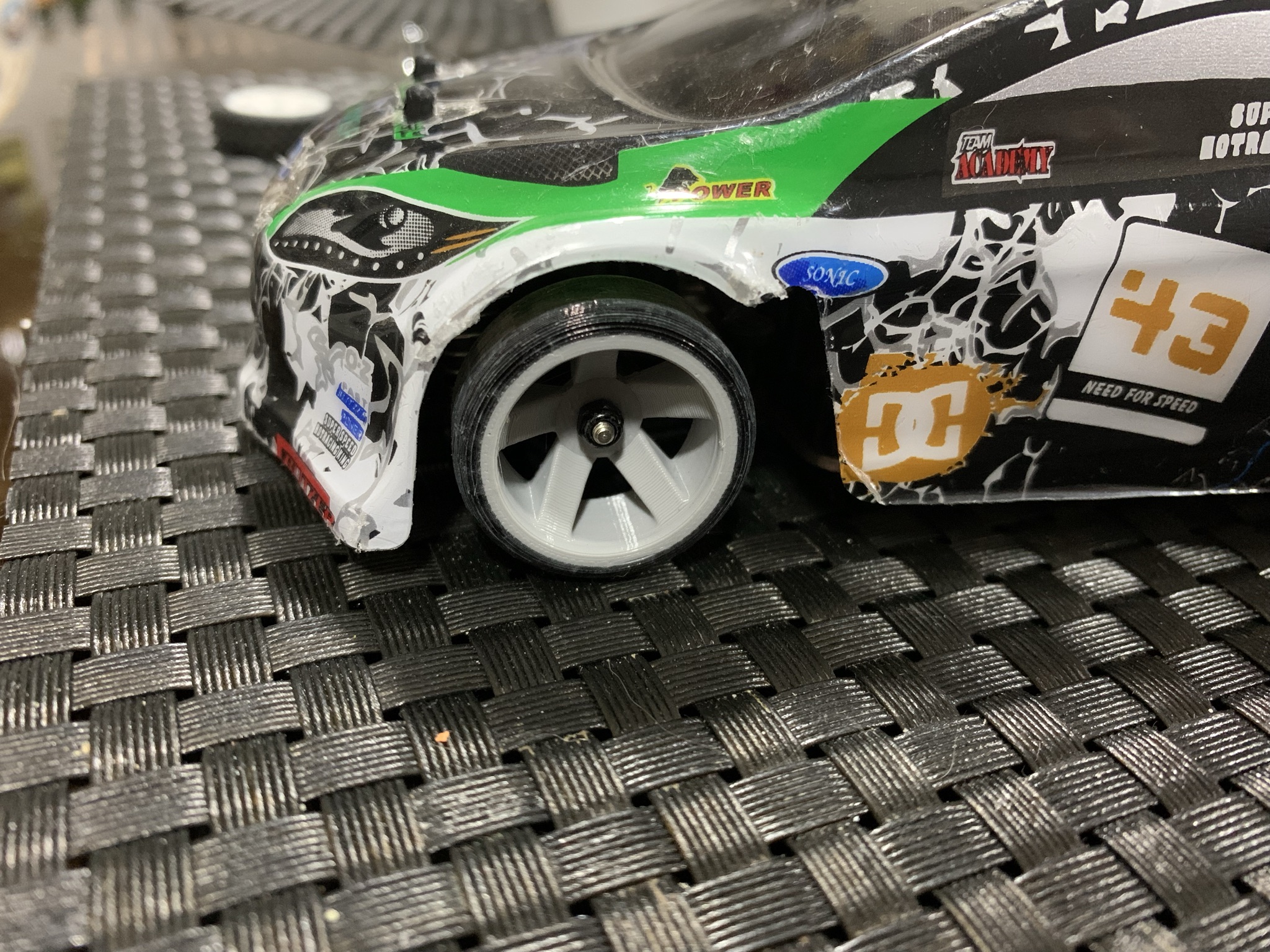 STL file Mini Z Wheel for Drift - Wltoys k989・3D printing template to ...