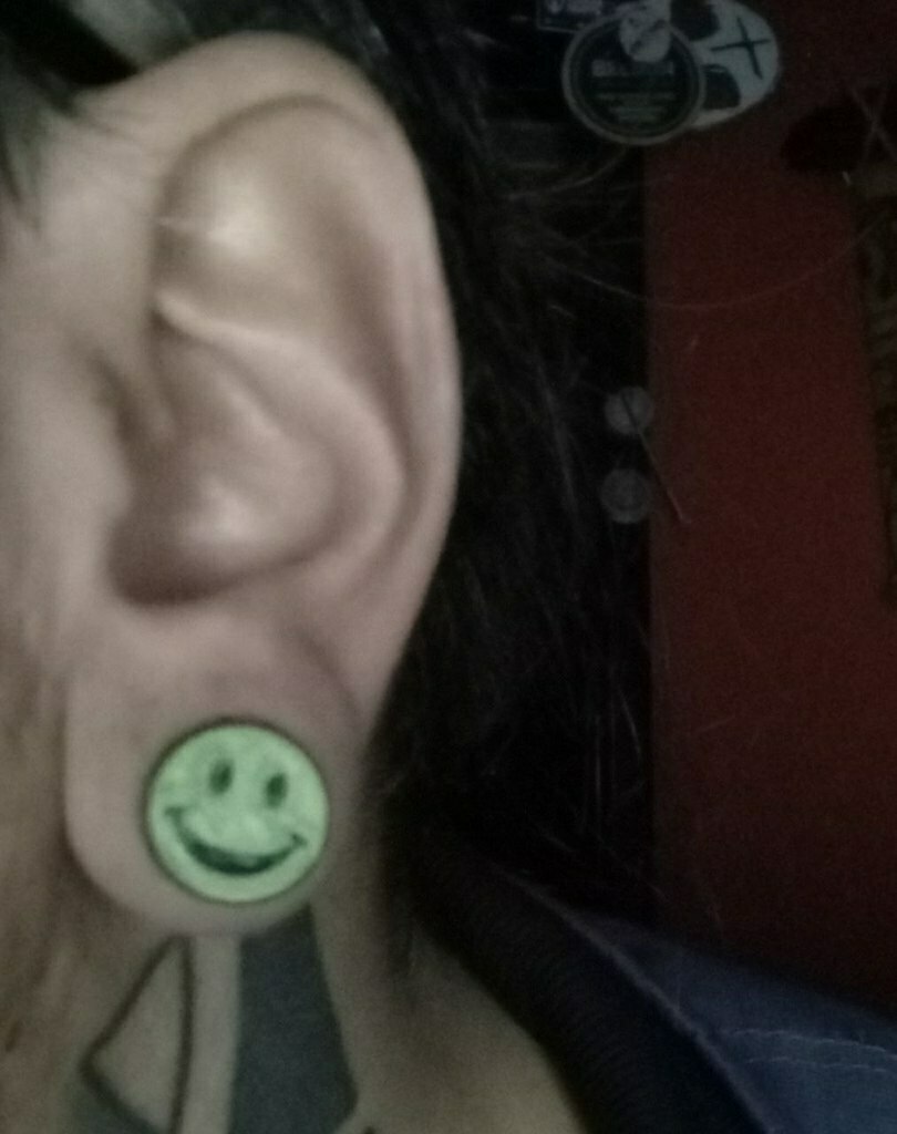 Archivo 3D gratis Oreja Smiley Plug 🔌・Diseño de impresora 3D para ...