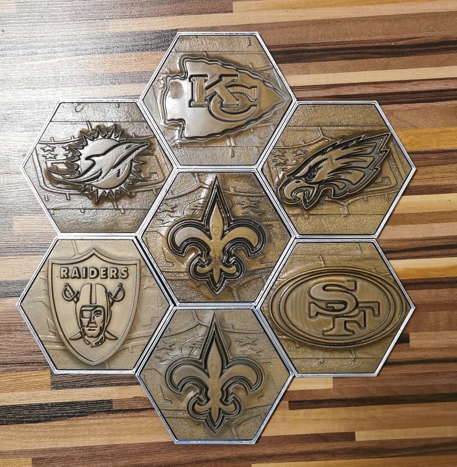 Free 3D file Football NFL Wall Deco・3D printing design to download・Cults