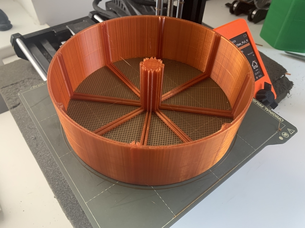 Free 3D file Sieve with compartments 🌿・3D printable model to download・Cults