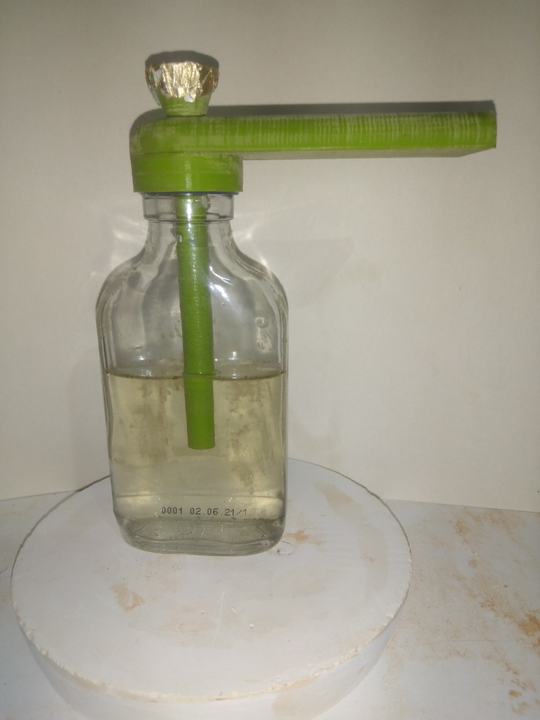 Archivo 3D gratuito Botella Bong・Idea de impresión 3D para descargar・Cults