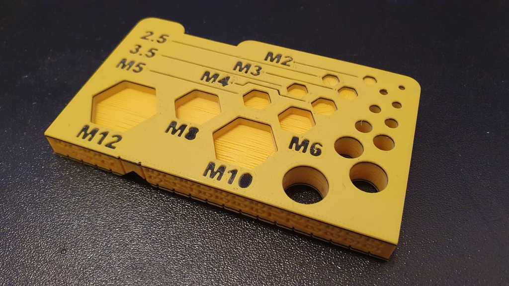 Free 3D file Metric bolt gauge with 2mm and 5mm increments 🔩・3D print ...