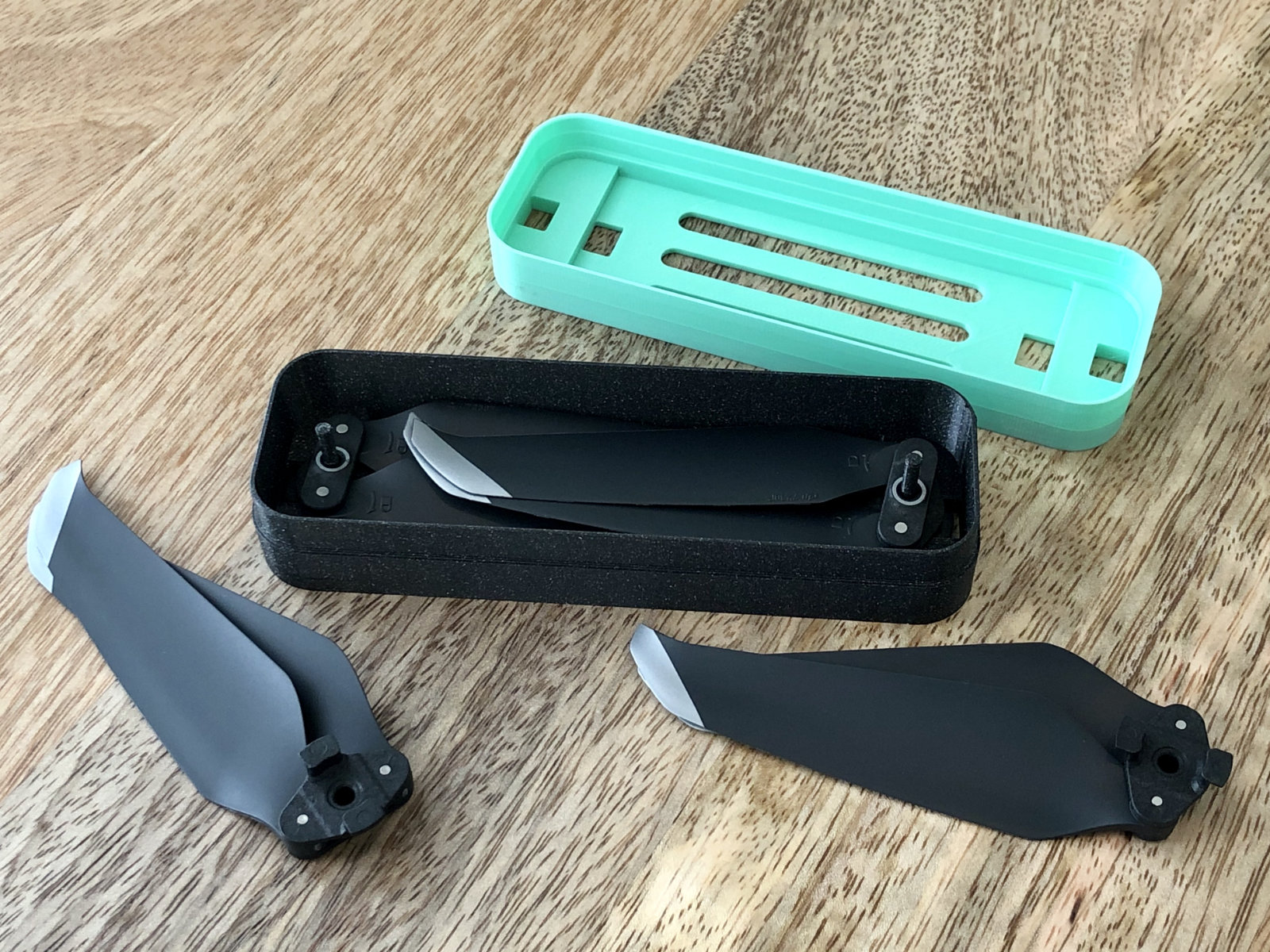 Free STL file DJI Mavic Air 2 propeller case 🚁・3D printing design to ...