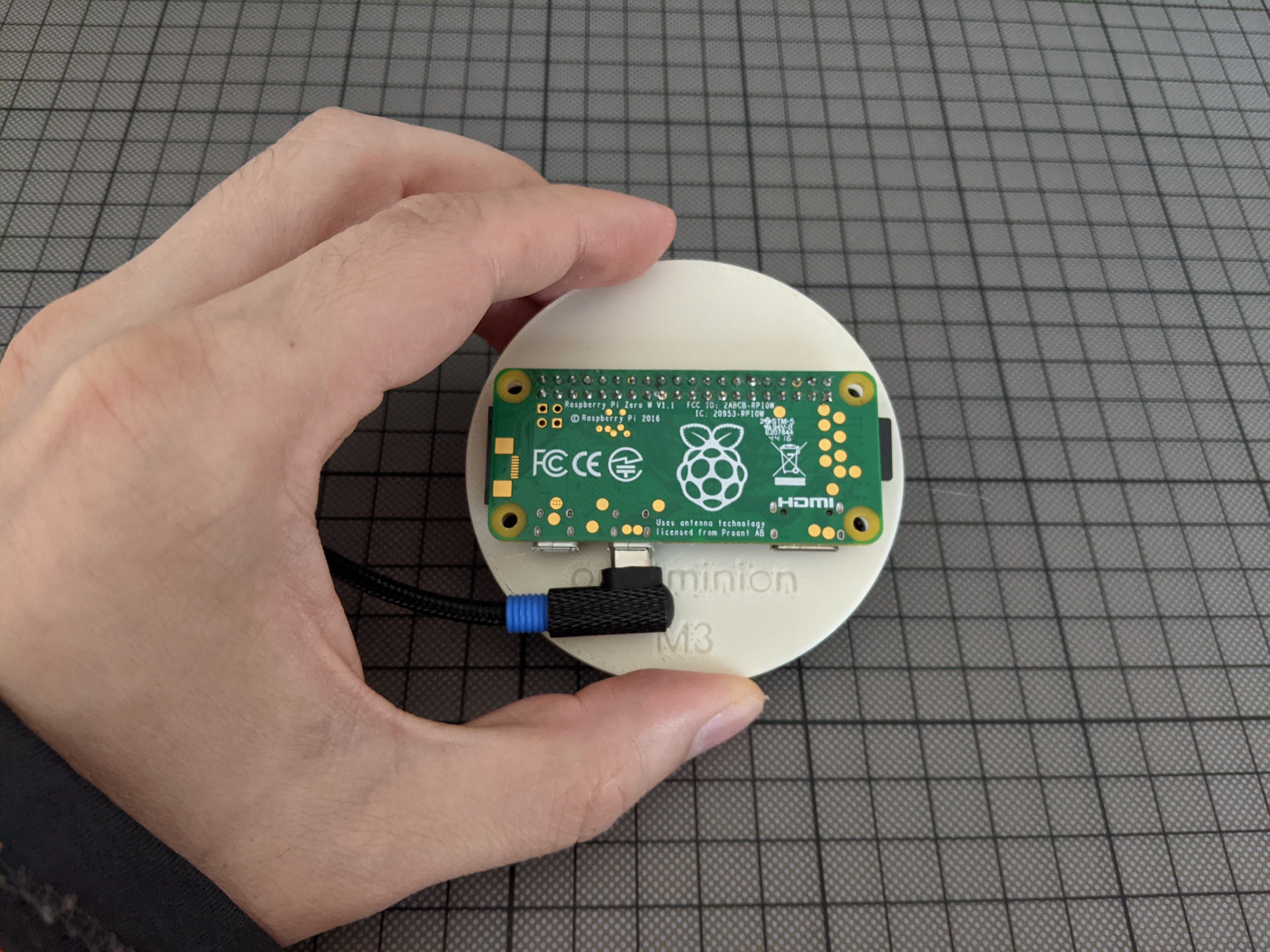 STL file Protector (M3) for pimoroni HyperPixel 2.1 round Touch・3D printable model to download・Cults