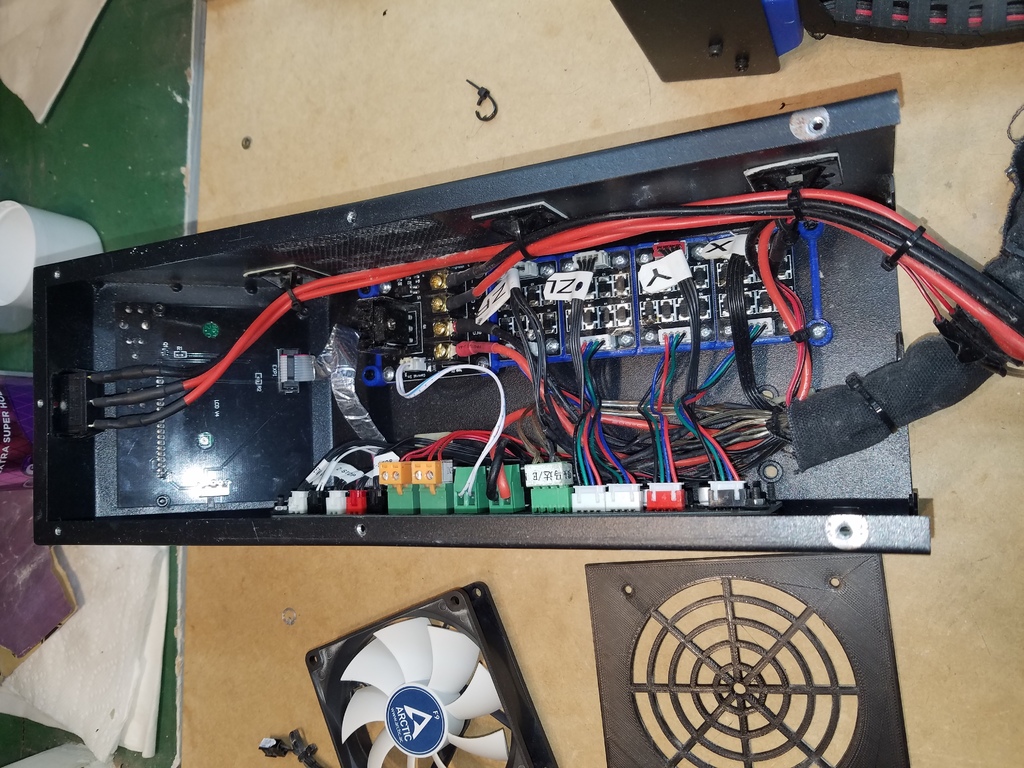 Free 3D file 92MM Fan Shroud for Maker Select V2・Template to download ...