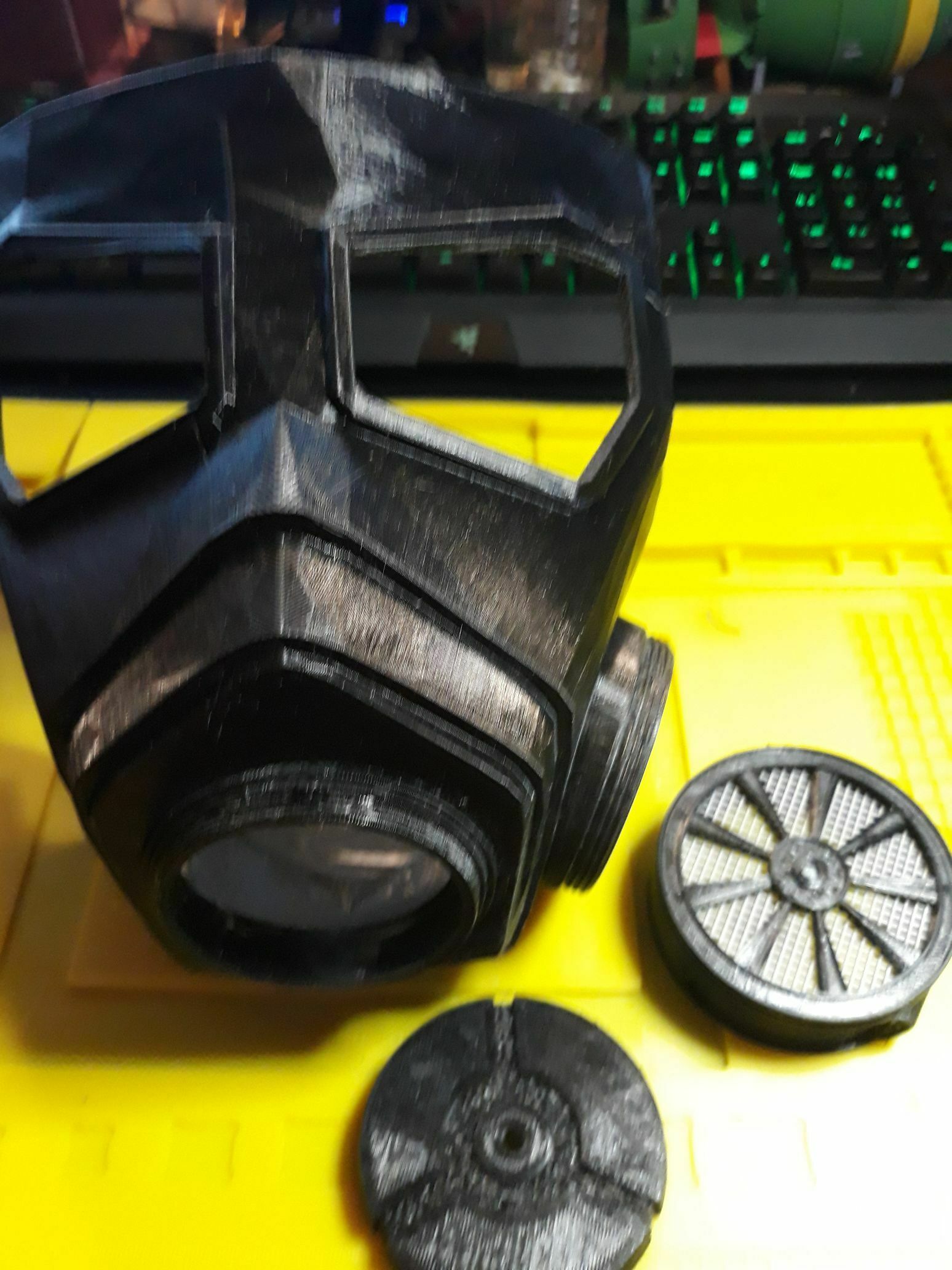 Free STL file NCR Ranger Mask - With Screw-on ports・3D printing idea to ...