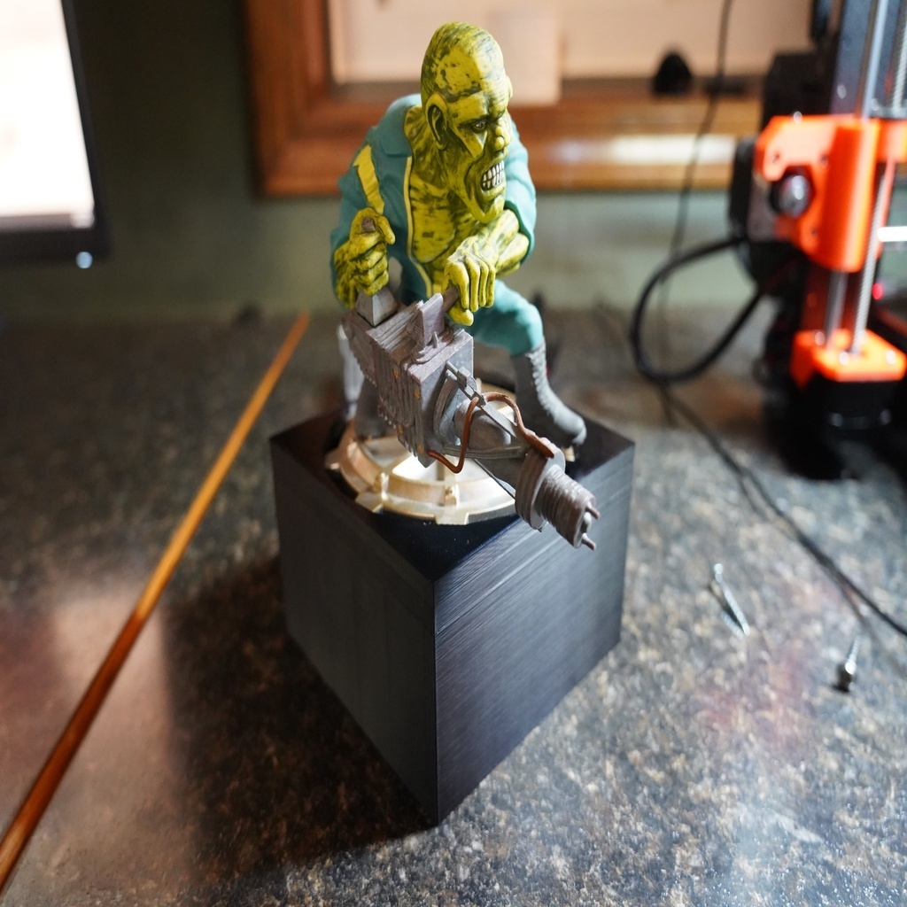 Free 3D file Fallout Loot Crate Figure Stand・3D print model to download ...