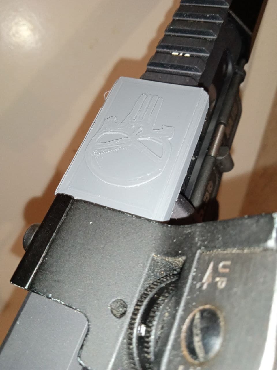 3D file Cover for Picatinny rail・3D printing model to download・Cults