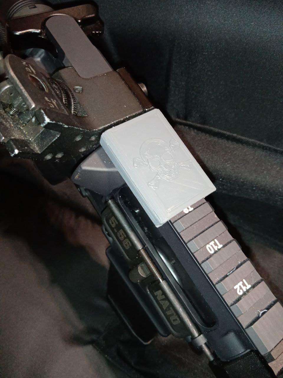 3D file Cover for Picatinny rail・3D printing model to download・Cults