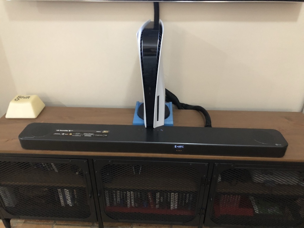 Free 3D file PS5 Base Stand 🎮・3D printable model to download・Cults