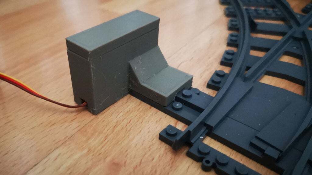 Free STL file Lego/Trixbrix compatible switch/crossover servo housing 👽 ...