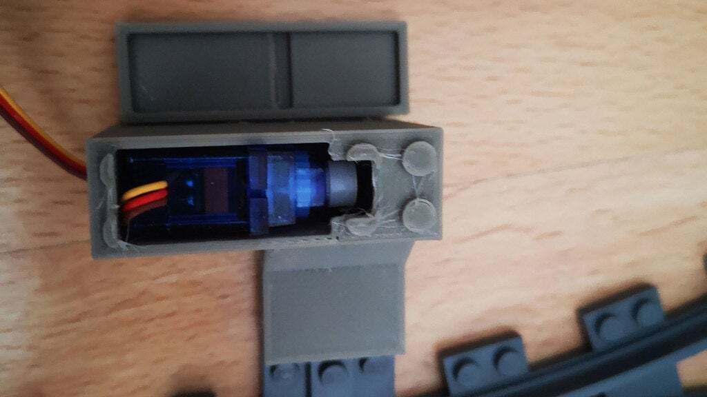 Free STL file Lego/Trixbrix compatible switch/crossover servo housing 👽 ...