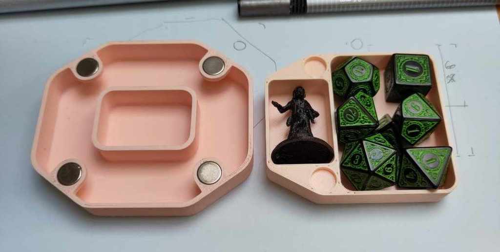 Free 3D file Dices + figurine boxes DnD・3D print object to download・Cults