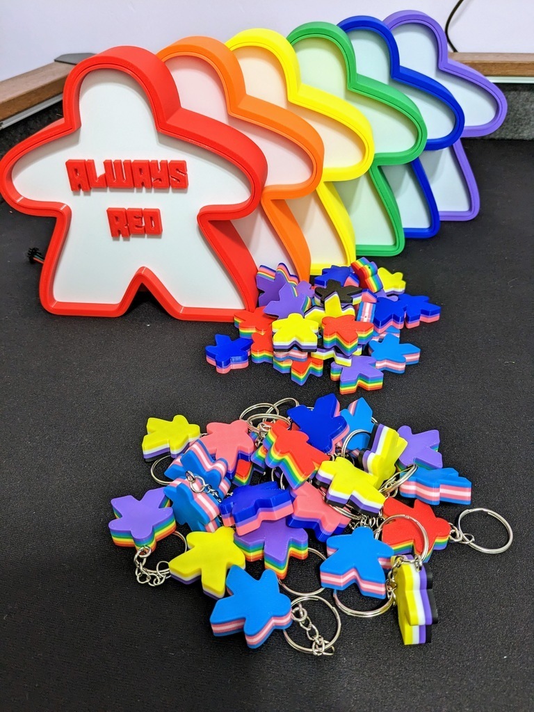Archivo 3D gratis Llaveros Pride Meeple・Objeto de impresión 3D para ...