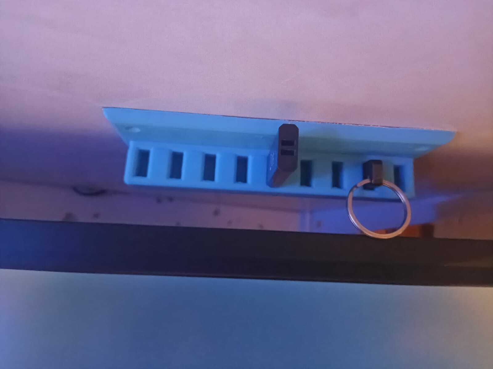 Free STL file usb storage・3D printable design to download・Cults