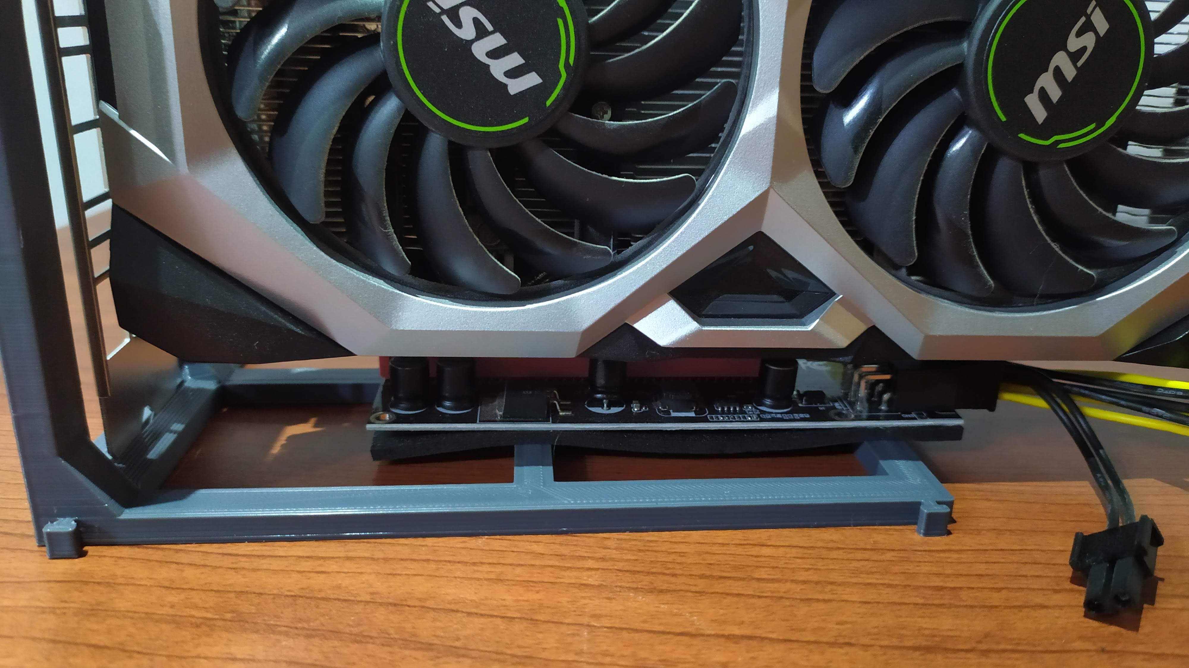 STL file gpu support・Design to download and 3D print・Cults