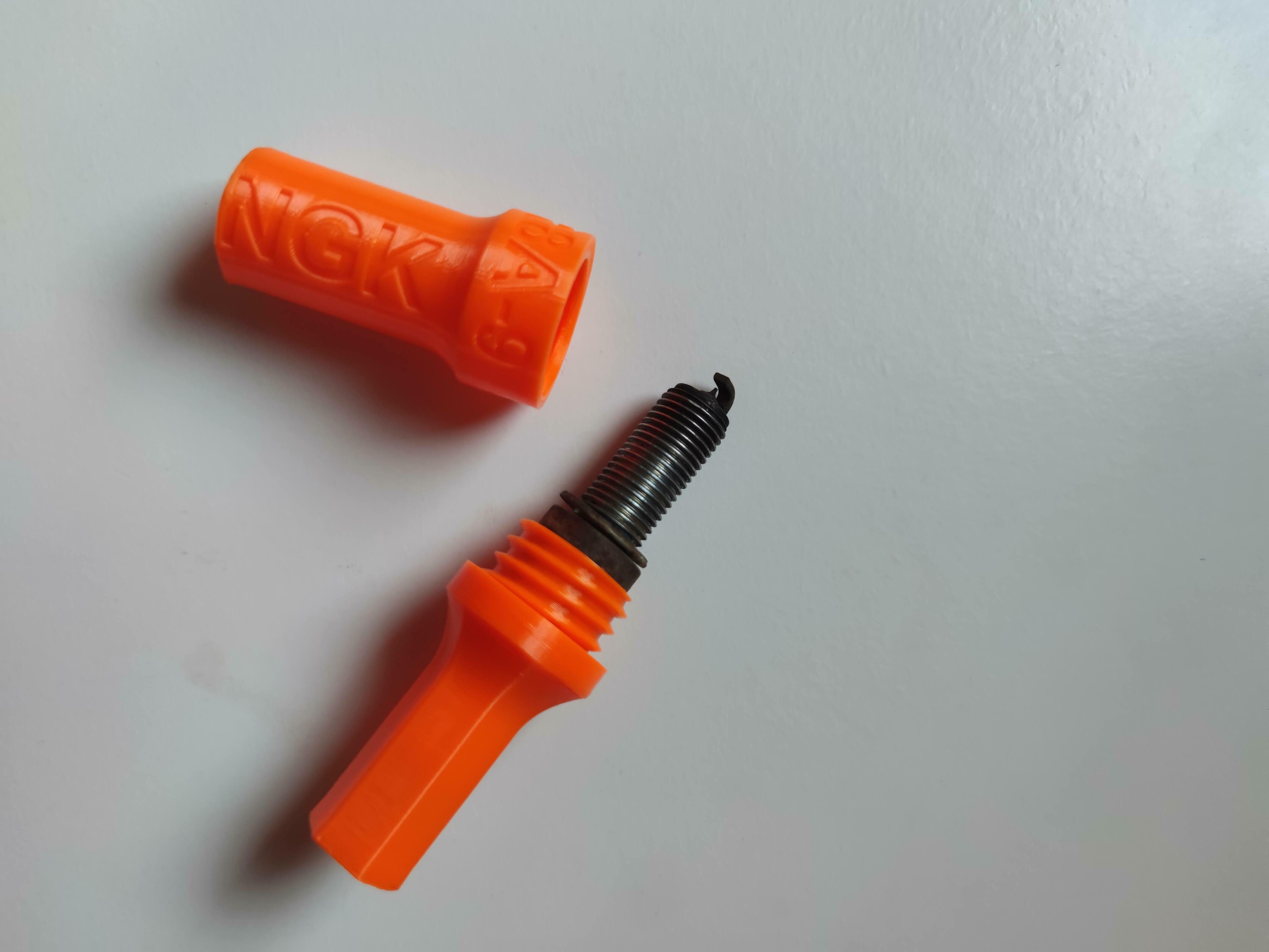 STL file KTM - NGK LKAR8A-9 spark plug waterproof case 🔌・3D printing ...