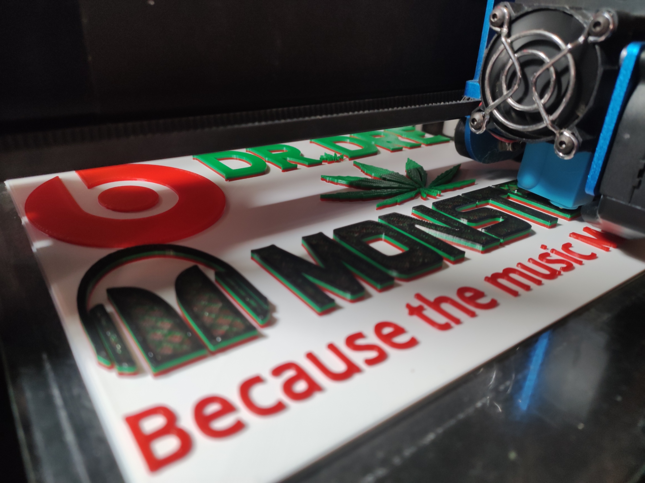 Archivo STL Logo Monster Beats Dr.Dre 👹・Modelo para descargar y ...