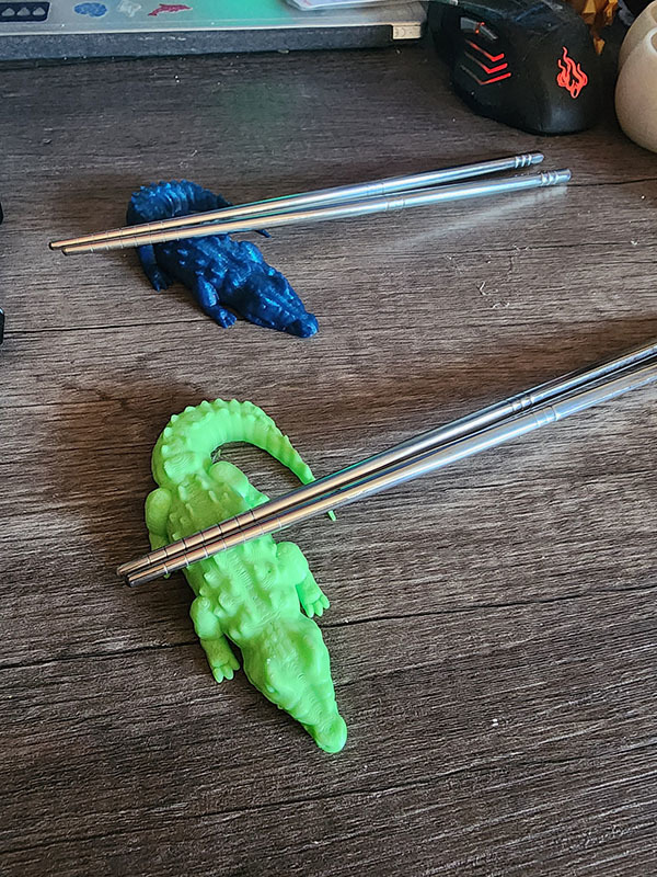 Free 3D file Gator Chopstick Rest・3D printer model to download・Cults