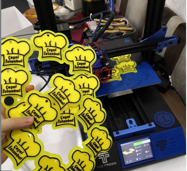 STL file chef hat keychain nameless・3D printable design to download・Cults