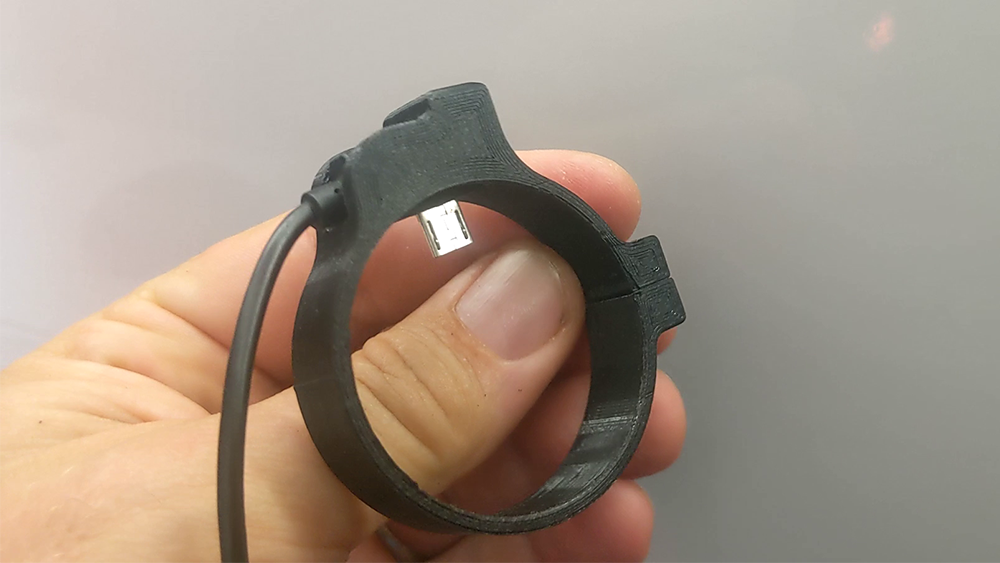 Free 3D file Zhiyun Crane 2 USB cable support 🏗️・3D print model to ...