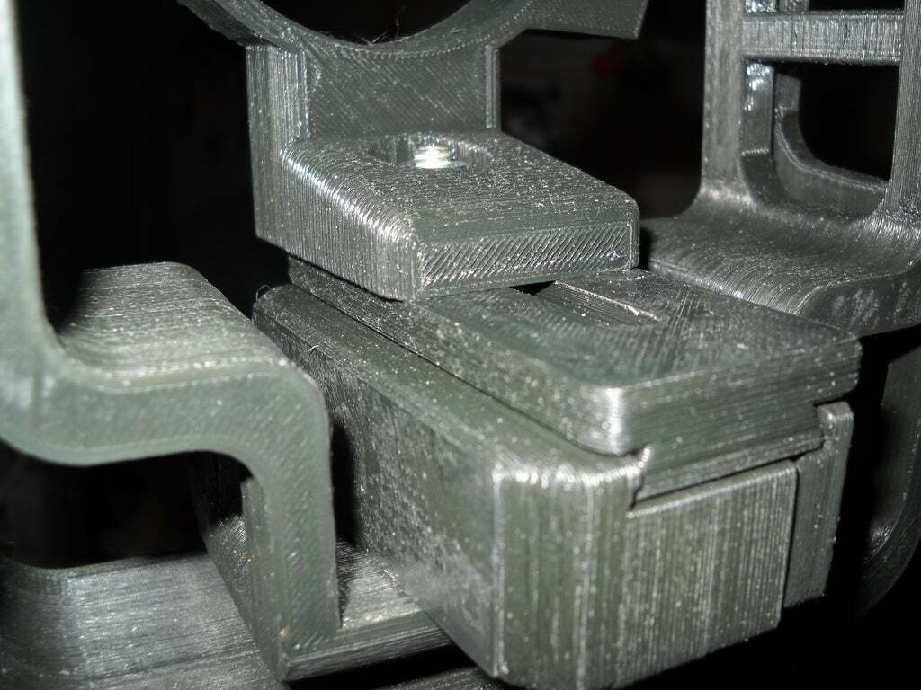 Fichier STL gratuit glissière plus étroite libération rapide・Modèle ...