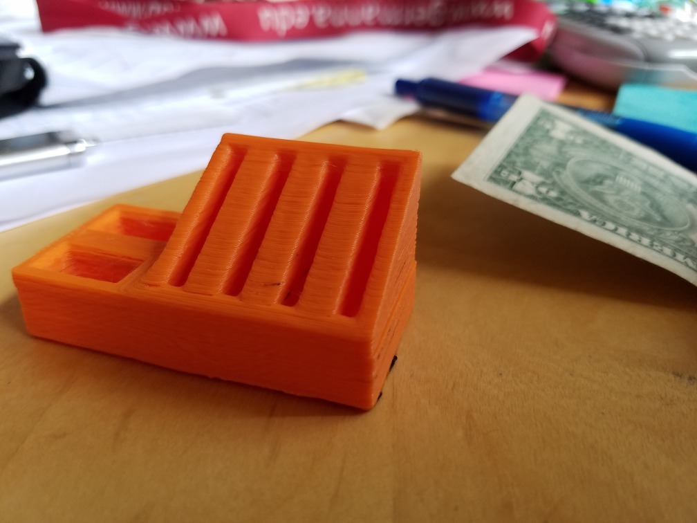 Free 3D file Small USB and SD card holder・3D printable model to ...