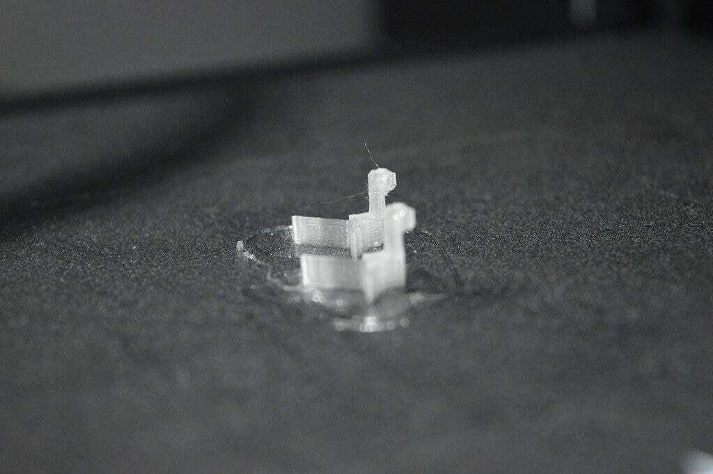 Free STL file Cyberpunk 2077 Relic Biochip USB - Stand 💾・3D printing ...