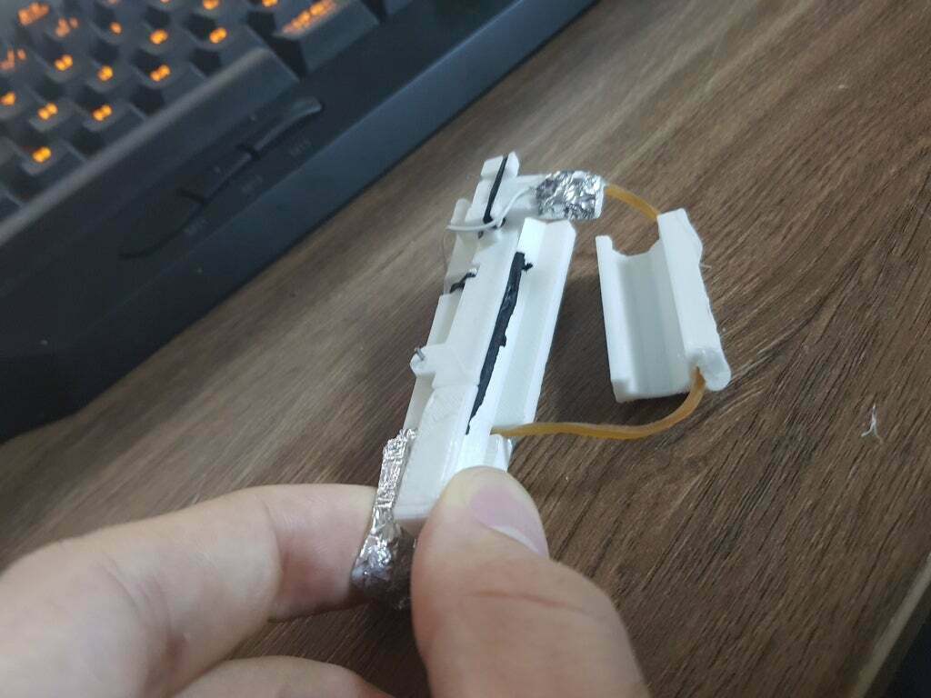 Free STL file Shoulder button for phones 🆒・3D print design to download ...