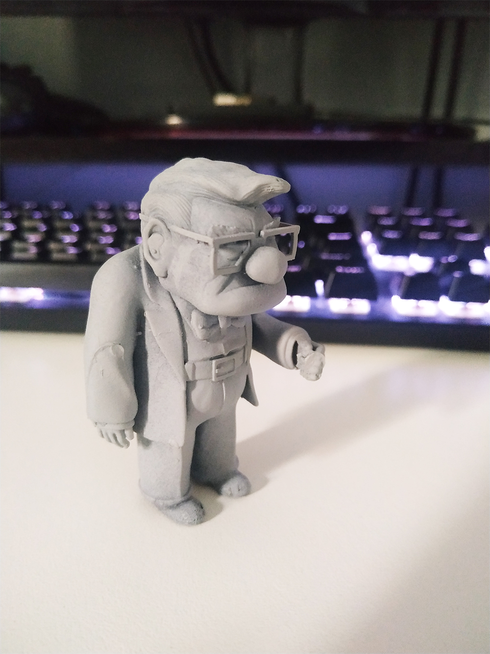 STL file Carl Fredricksen UP ⬆️・3D printer model to download・Cults