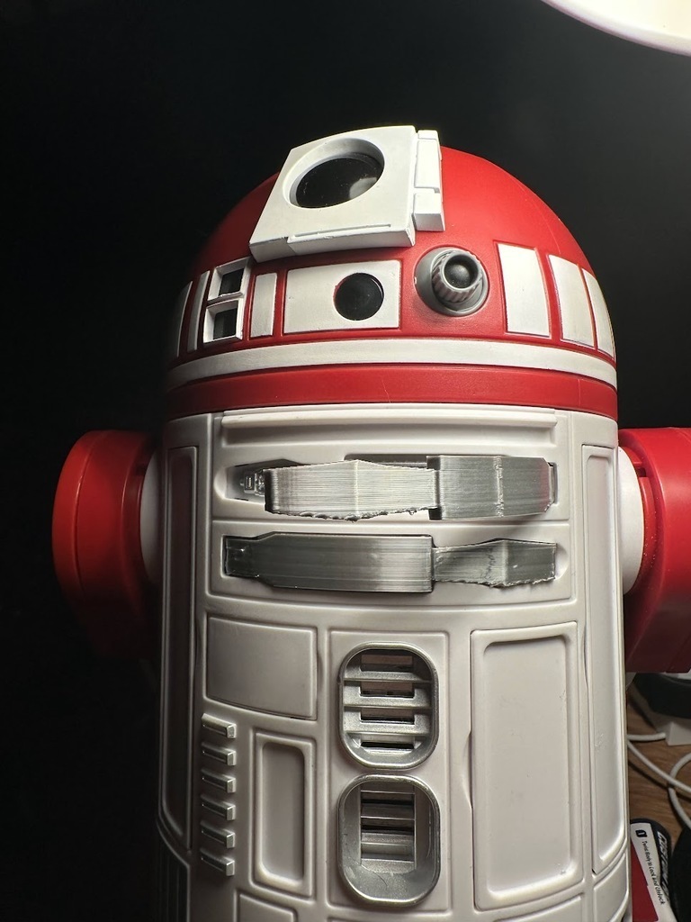 Free 3D file Arm for Star Wars Galaxy's Edge Droid Depot R-Unit ...