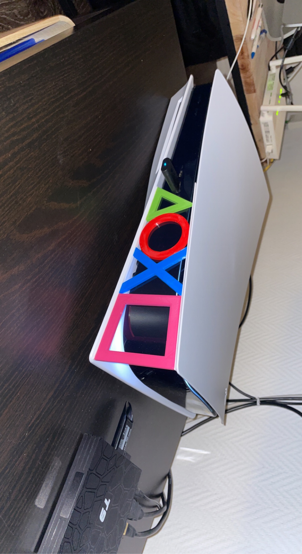 STL file Sony PLAYSTATION PS5 Logo・3D printable model to download・Cults