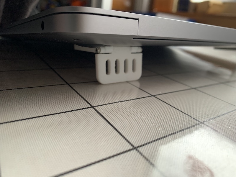 Free 3D file Laptop stand, two angles and simple 💻・3D printer model to ...