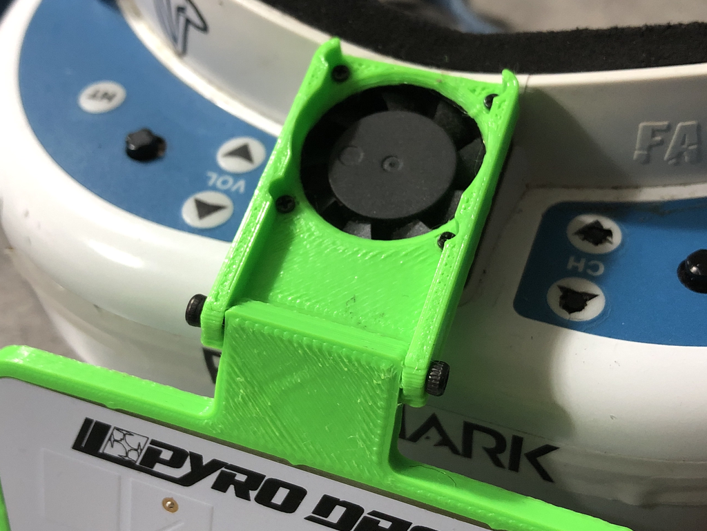 Free 3D file PYRODRONE PYROPATCH 5.8G DUAL PATCH ANTENNA FOR FATSHARK 📶・3D print model to ...