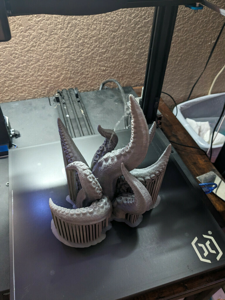 Archivo 3D gratis Tentáculos・Diseño imprimible en 3D para descargar・Cults