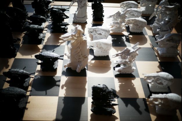 Free STL file Skull Tanks Chess Set 💀・3D printable model to download・Cults