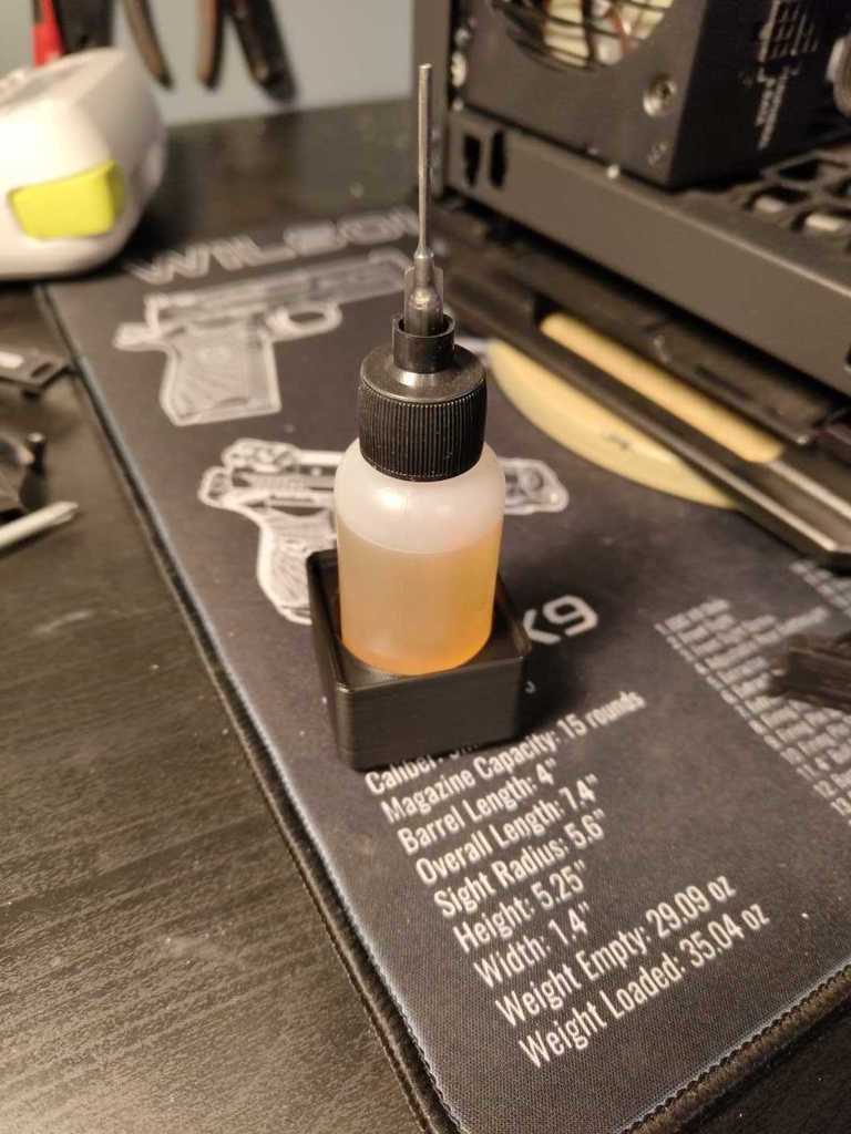 Free 3D file Gridfinity 1x1x1 lube/oil bottle holder 🍾・3D print object ...