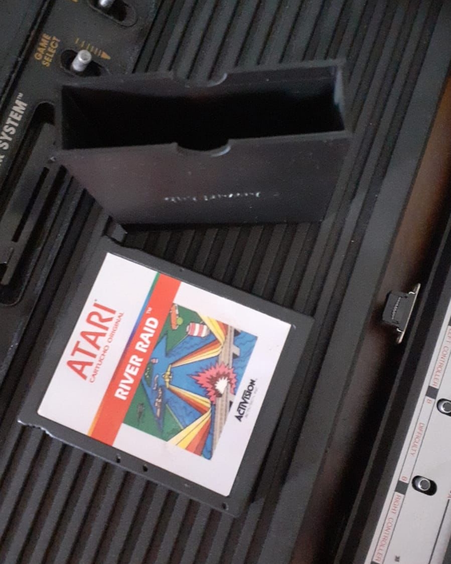 Free STL file Atari 2600 cartridge cover・3D printable model to download ...