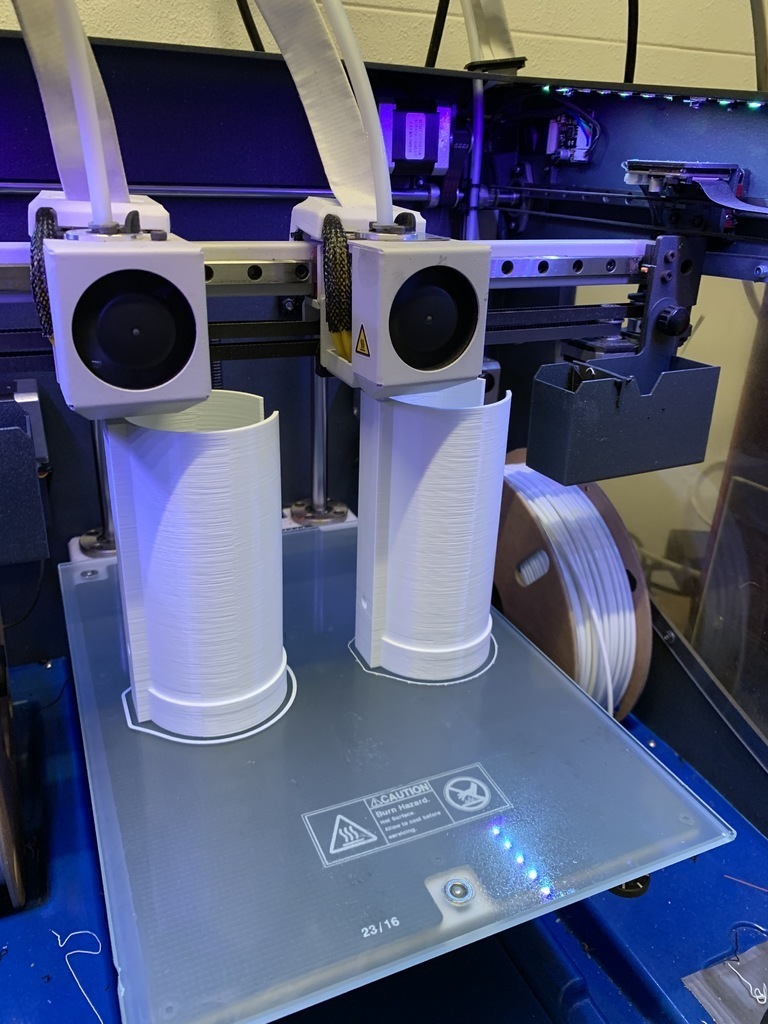 Free 3D file Customizable Dolce Custo cup holder - wallmount・3D printer ...