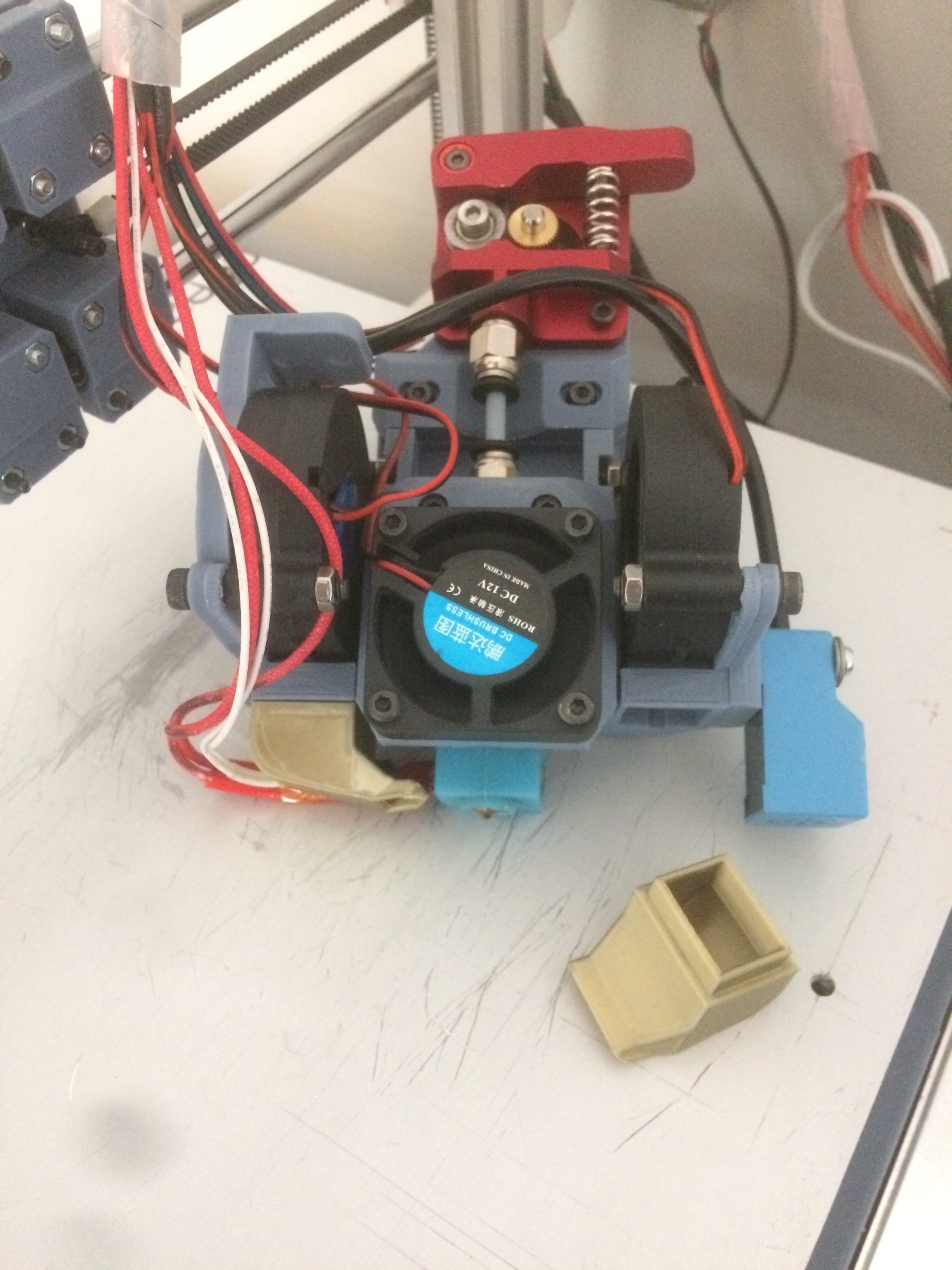 3D file Magnetic Direct Drive Extruder (E3D V6)・3D printer design to ...