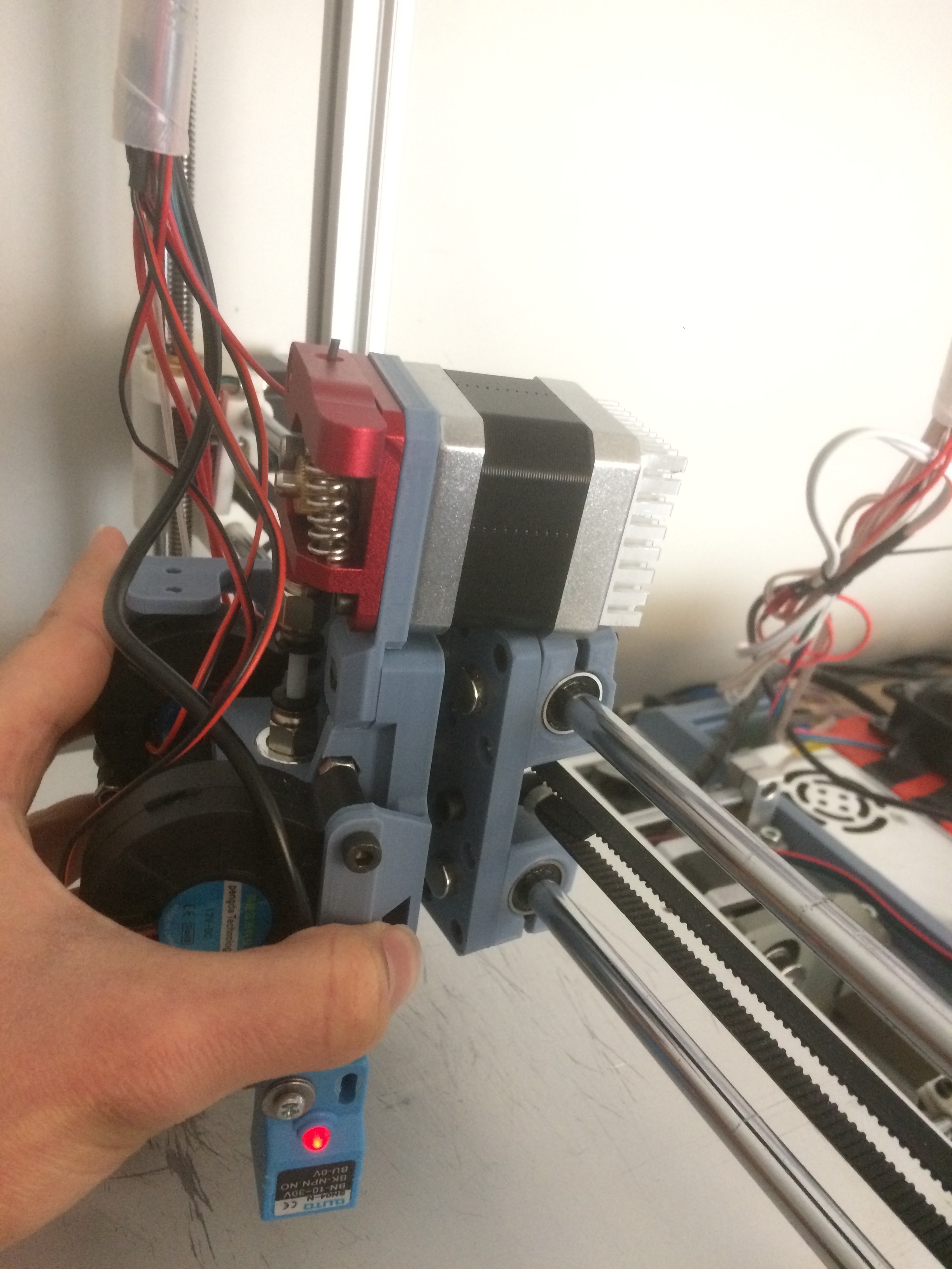 3D file Magnetic Direct Drive Extruder (E3D V6)・3D printer design to ...