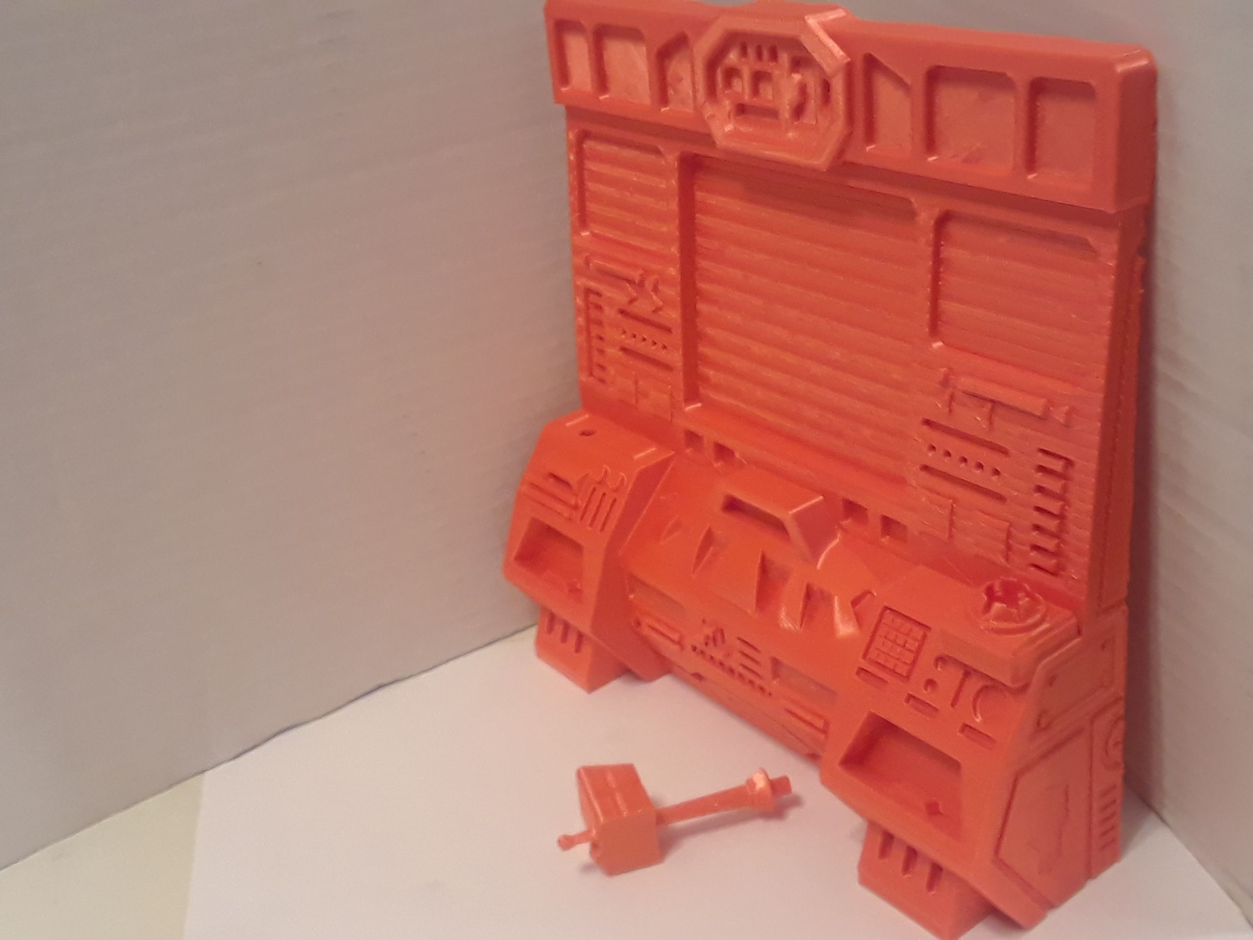 STL file Phelps3D Tranformers G1 Autobot Teletraan-1 Computer Playset 🖥 ...