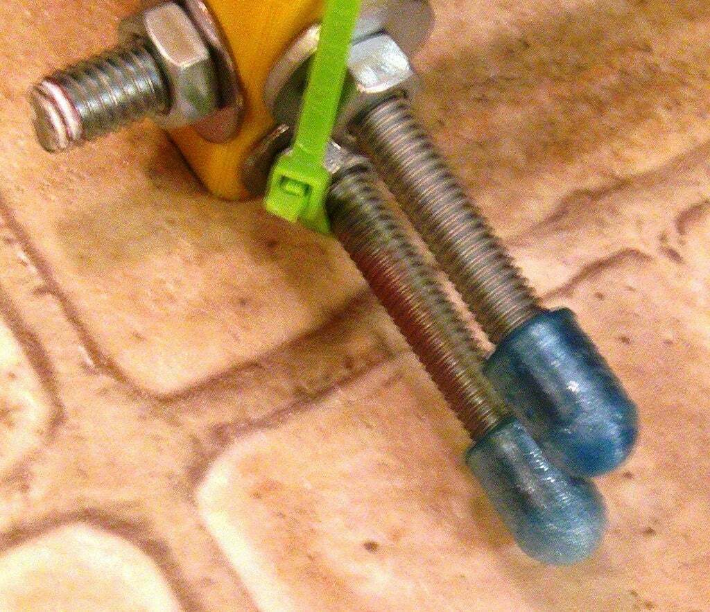 Free STL file 8 mm Threaded Rod End Cap・3D printer model to download・Cults