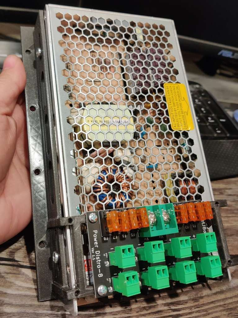 Free STL file Meanwell Power Supply Wall Mount with Power Distro / Dig ...