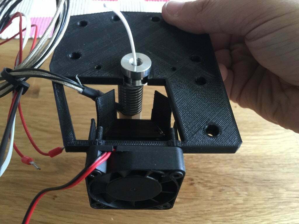 Free STL file Rigidbot Pico Bowden Plate. 🔧・Template to download and 3D ...