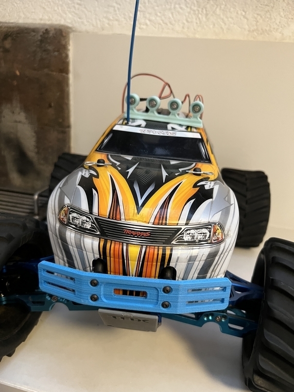 Free 3D file T-Maxx ( or 1/10 RC Truck/car) Light Bar (for 4 leds) 🚁・3D ...