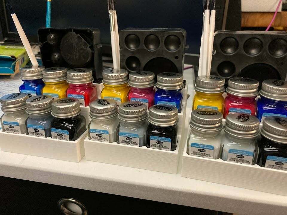 Free STL file Customizable Paint Bottle Storage / Display Shelf / Caddy ...