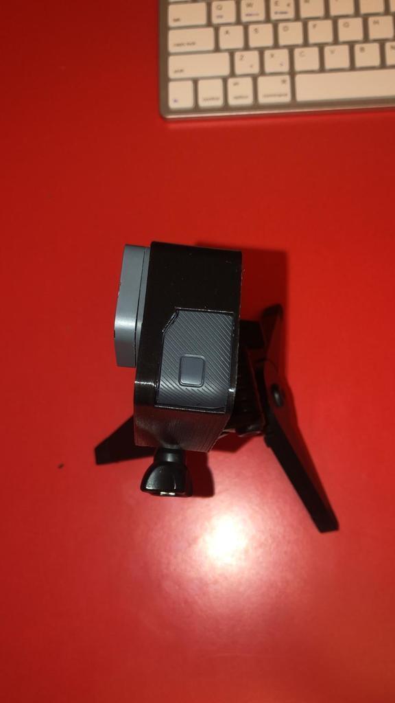 Free STL file GoPro Hero 5/6/7 vertical frame・3D printable object to ...