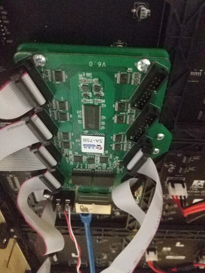 Free 3D file Colorlight P10 Mount 👽・3D printable design to download・Cults